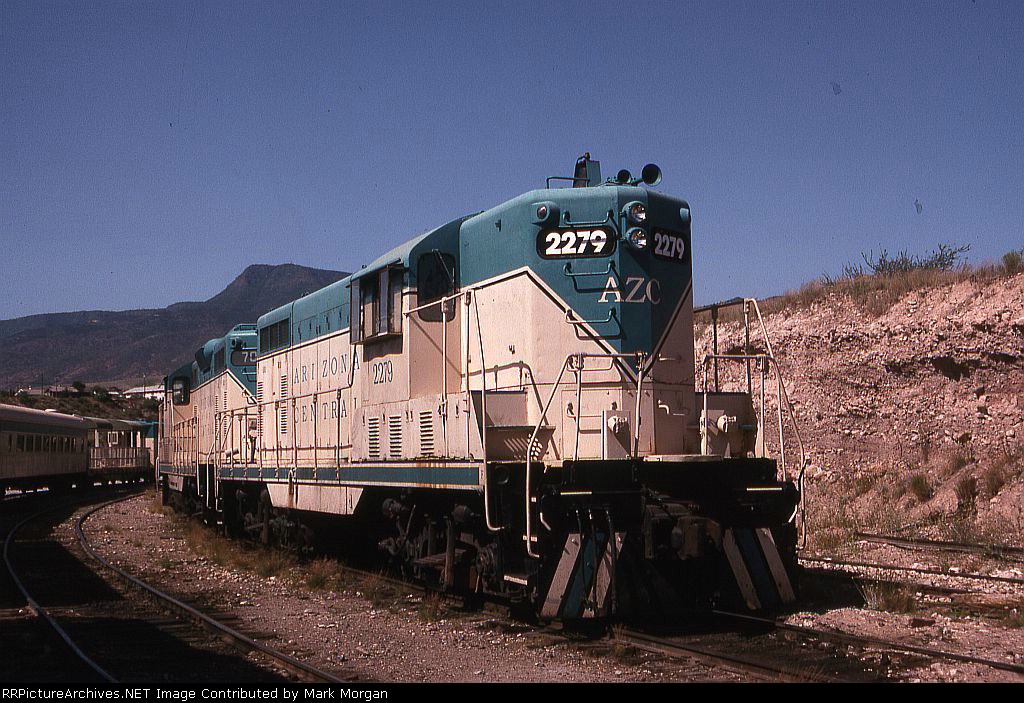 AZCR GP7 2279